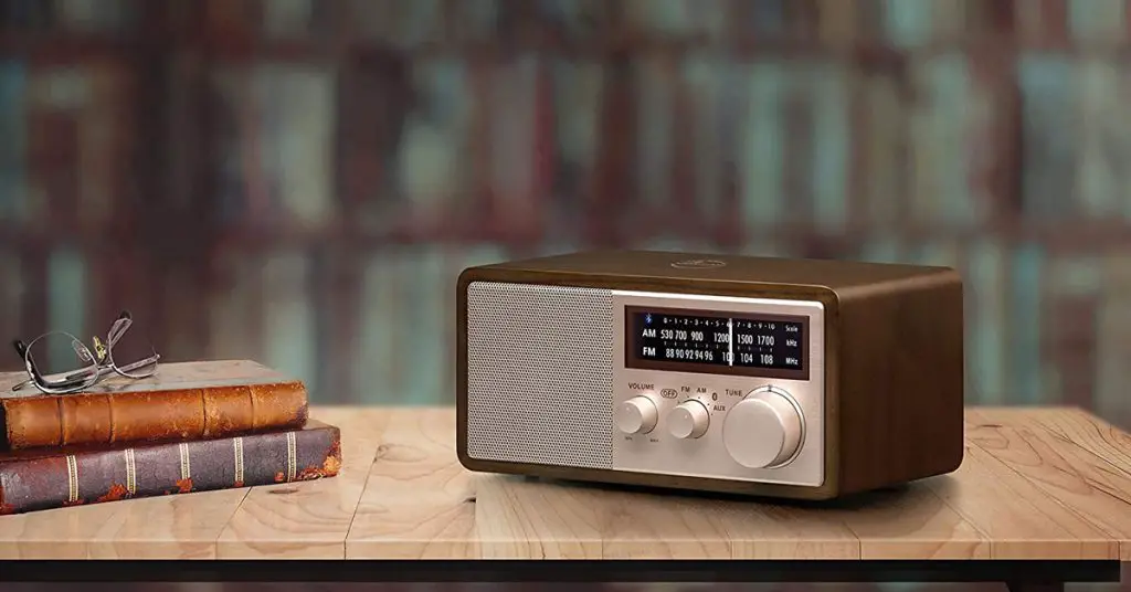 7 Best Tabletop Shortwave Radios [Advantages Of Owning And Buying Guide!]